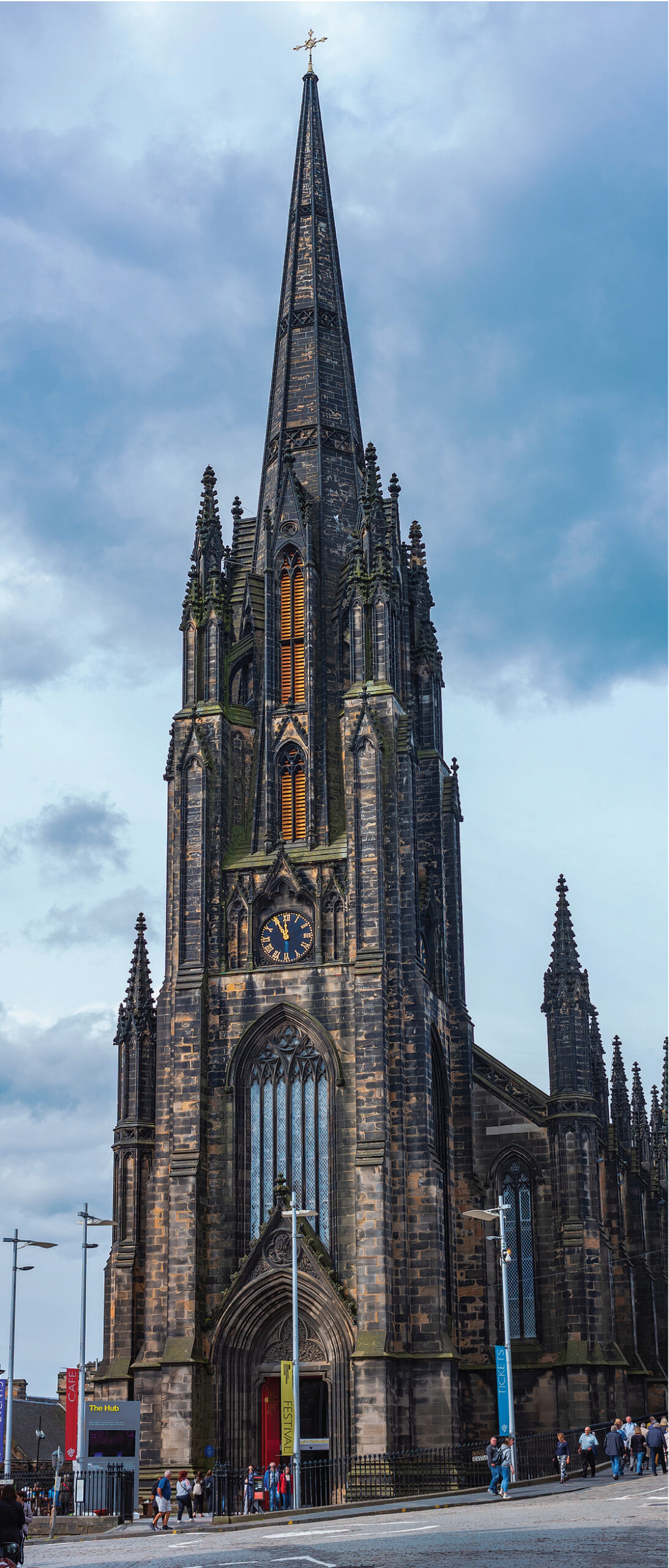 EDINBURGH_B - Exclusively Yours Magazine